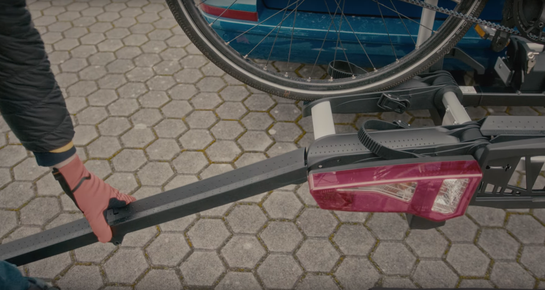 Uebler Auf- und Überfahrschiene inkl. Transporttasche – komfortable Auffahrrampe für Uebler ...